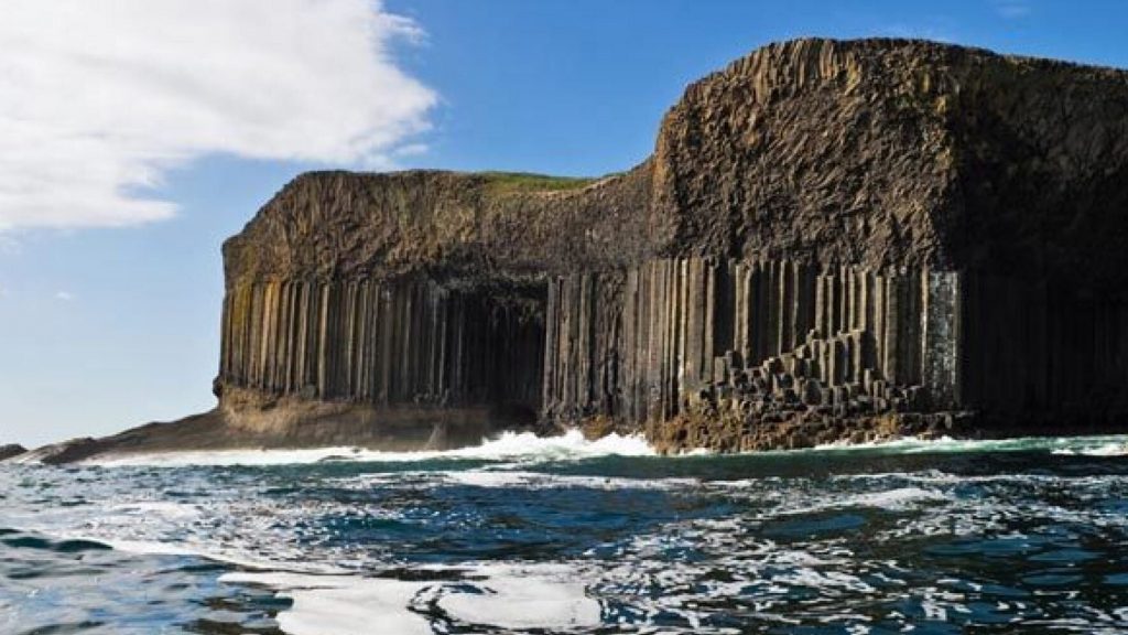 10 Beautiful Fingals Cave Images - Fontica Blog